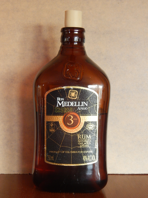 Ron Medellin Anejo Rum 750mL – Honest Booze Reviews